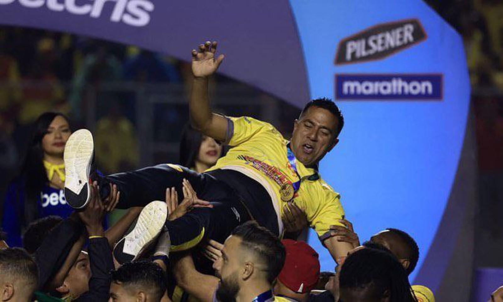 César Farías, campeón con Aucas: “Gloria a todos mis jugadores ...